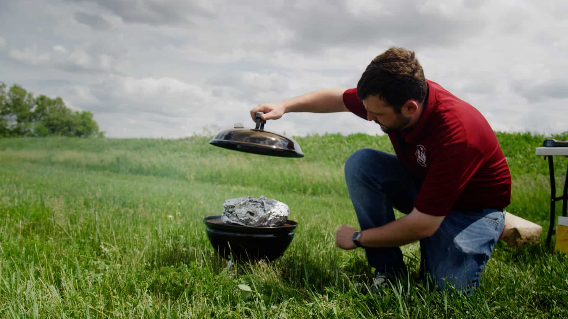 Make A Smokey Joe Into A Wood Fired Grill - What To Cook
